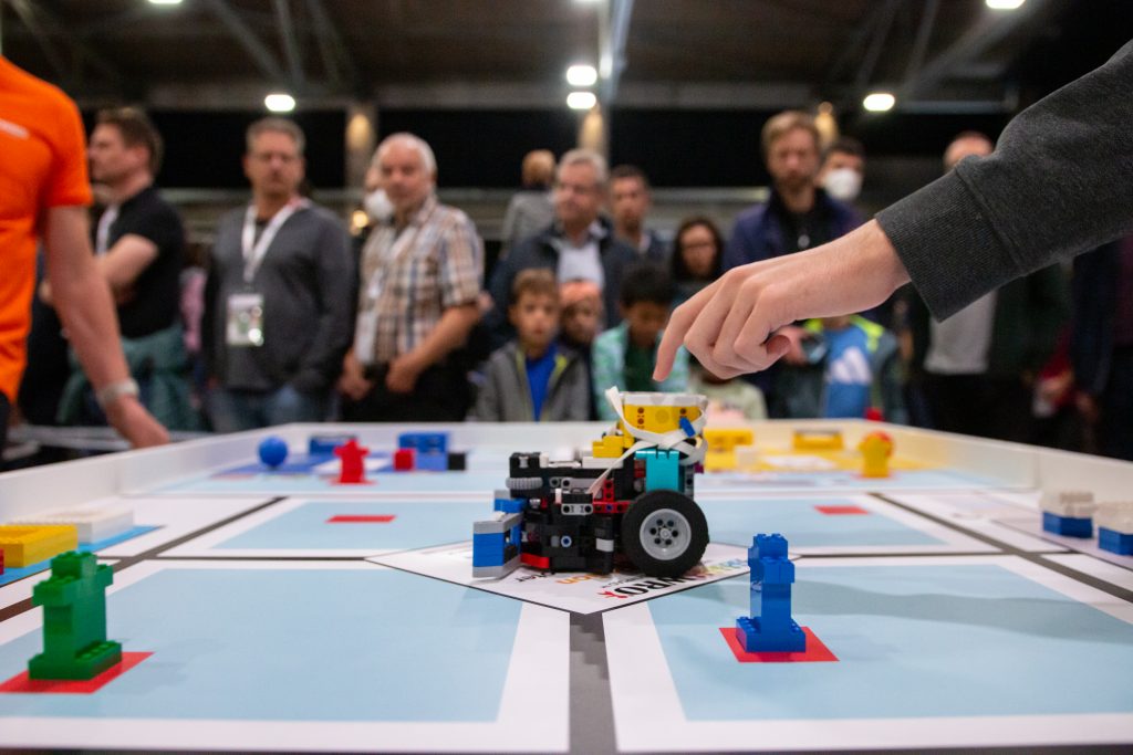 Herzlichen Glückwunsch! – Leibnizschule Wiesbaden